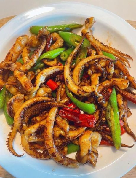 鱿鱼须怎么做好吃又简单_家常爆炒鱿鱼须-第1张图片-山城妙识 鱿鱼须怎么做好吃又简单_家常爆炒鱿鱼须-第1张图片-山城妙识