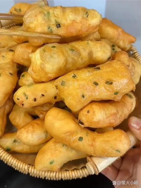 自制油条的做法和配方_怎样炸出空心酥脆-第2张图片-山城妙识