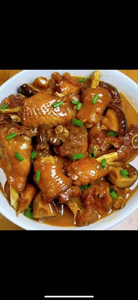 砂锅小鸡炖蘑菇怎么做_用什么蘑菇最好-第3张图片-山城妙识