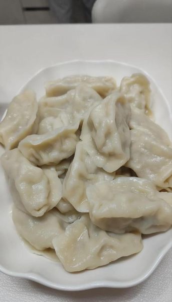 猪肉饺子配什么菜_猪肉饺子搭配什么蔬菜最解腻-第2张图片-山城妙识 猪肉饺子配什么菜_猪肉饺子搭配什么蔬菜最解腻-第2张图片-山城妙识