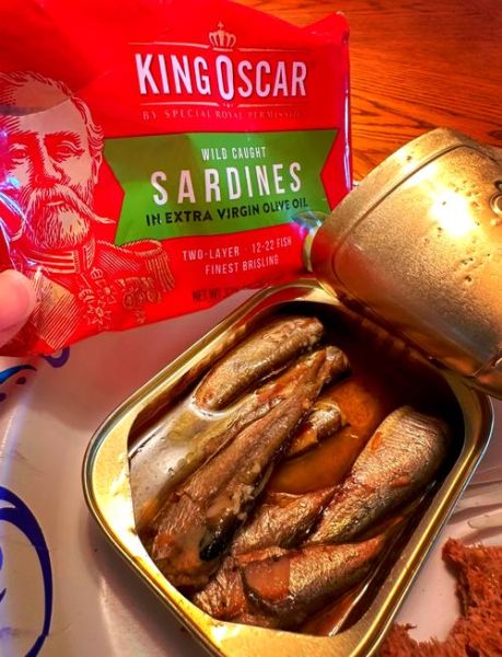 沙丁鱼罐头什么梗_沙丁鱼罐头梗出处-第1张图片-山城妙识