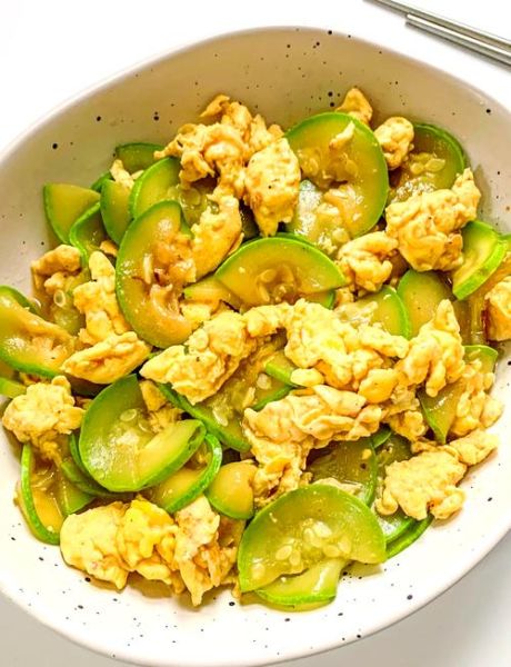 西葫芦炒鸡蛋的营养价值_适合减肥吗-第1张图片-山城妙识