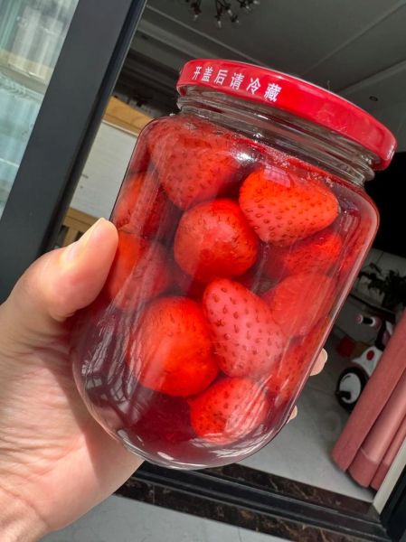 草莓罐头怎么做_草莓罐头布变色怎么办-第1张图片-山城妙识