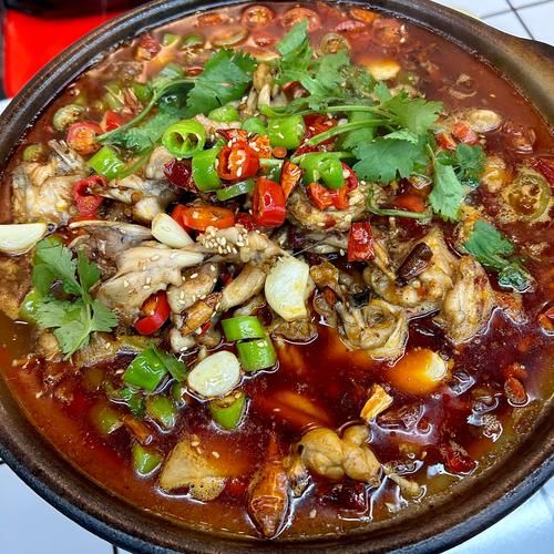 香辣牛蛙怎么做好吃_香辣牛蛙去腥技巧-第1张图片-山城妙识 香辣牛蛙怎么做好吃_香辣牛蛙去腥技巧-第1张图片-山城妙识