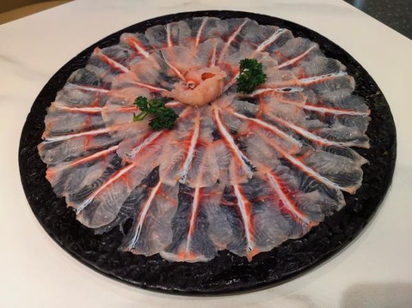 鱼怎么切成鱼片_鱼片怎么切才薄而不碎-第3张图片-山城妙识