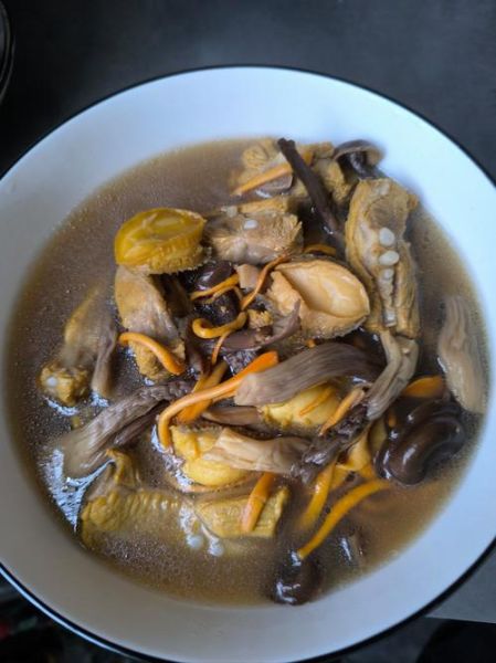 香菇肉汤怎么做_香菇肉汤的家常做法-第3张图片-山城妙识