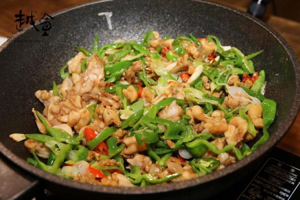 爆炒牛蛙怎么做_牛蛙怎么炒才嫩-第3张图片-山城妙识 爆炒牛蛙怎么做_牛蛙怎么炒才嫩-第3张图片-山城妙识