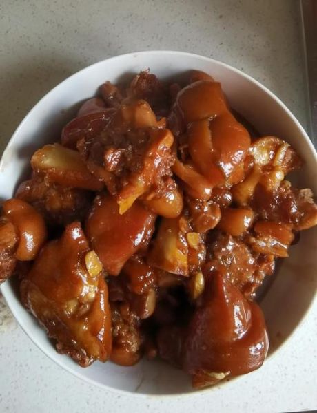 红烧猪脚肉怎么做好吃_红烧猪脚肉的家常做法-第1张图片-山城妙识 红烧猪脚肉怎么做好吃_红烧猪脚肉的家常做法-第1张图片-山城妙识