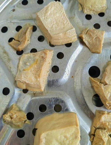 家庭怎样制作豆腐乳_豆腐乳发霉了还能吃吗-第1张图片-山城妙识