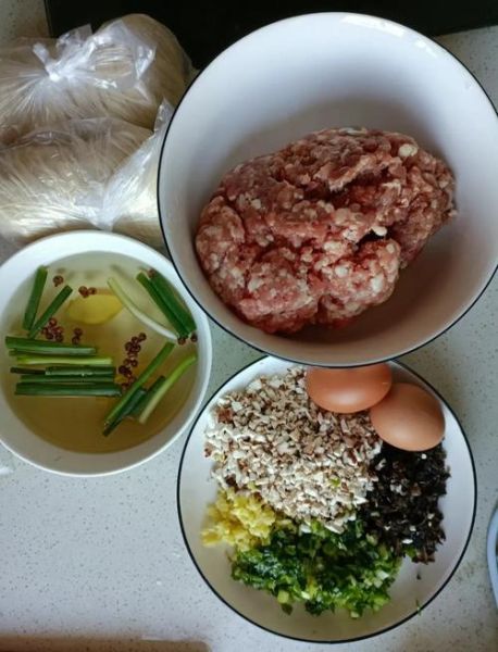 香菇猪肉饺子怎么调馅_香菇猪肉饺子馅的做法-第1张图片-山城妙识
