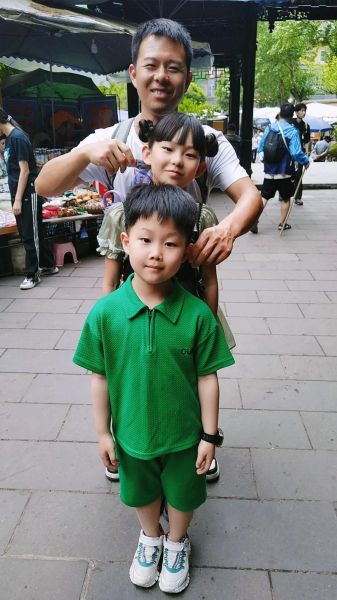 鸡腿姑娘是谁_鸡腿姑娘真实身份揭秘-第3张图片-山城妙识 鸡腿姑娘是谁_鸡腿姑娘真实身份揭秘-第3张图片-山城妙识