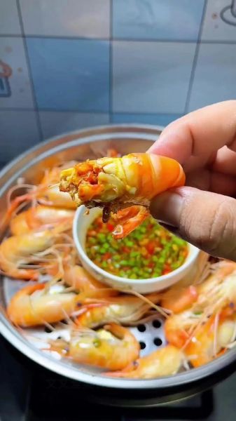 清蒸大白虾怎么做_清蒸大白虾要蒸几分钟-第3张图片-山城妙识