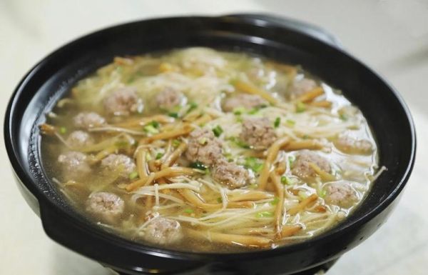 金针菇瘦肉汤怎么做_金针菇瘦肉汤的做法步骤-第3张图片-山城妙识 金针菇瘦肉汤怎么做_金针菇瘦肉汤的做法步骤-第3张图片-山城妙识