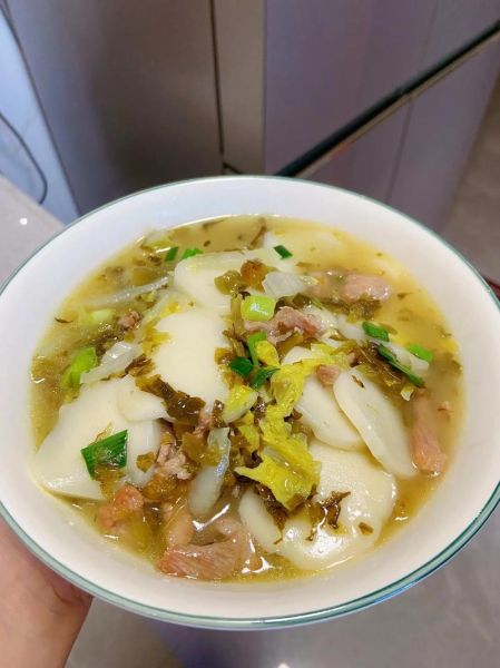 青菜肉丝年糕汤怎么做_家常年糕汤做法-第3张图片-山城妙识 青菜肉丝年糕汤怎么做_家常年糕汤做法-第3张图片-山城妙识