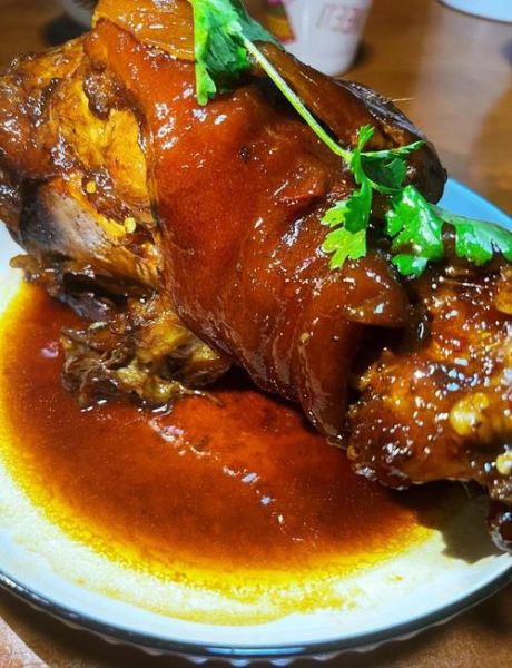 肘子怎么做好吃又肉烂_高压锅还是砂锅-第1张图片-山城妙识