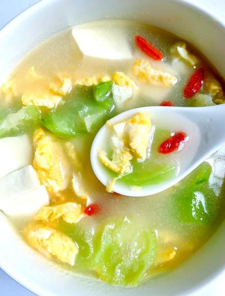 清淡的家常汤有哪些_好喝又简单的做法-第1张图片-山城妙识 清淡的家常汤有哪些_好喝又简单的做法-第1张图片-山城妙识