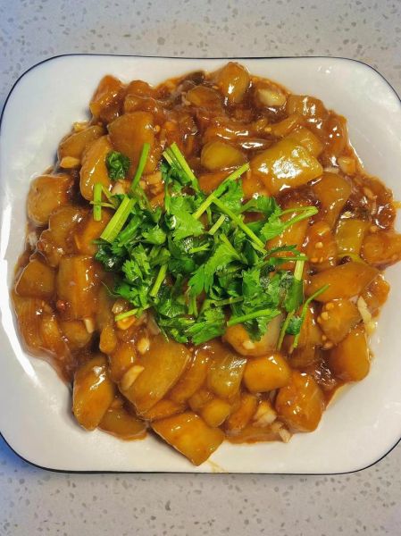 大圆茄子怎么做好吃_家常茄子做法大全-第1张图片-山城妙识