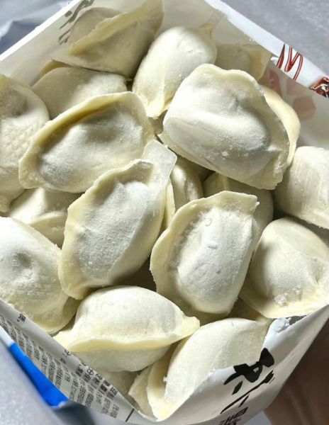 煎饺怎么煎不破皮_煎饺底部金黄技巧-第1张图片-山城妙识 煎饺怎么煎不破皮_煎饺底部金黄技巧-第1张图片-山城妙识