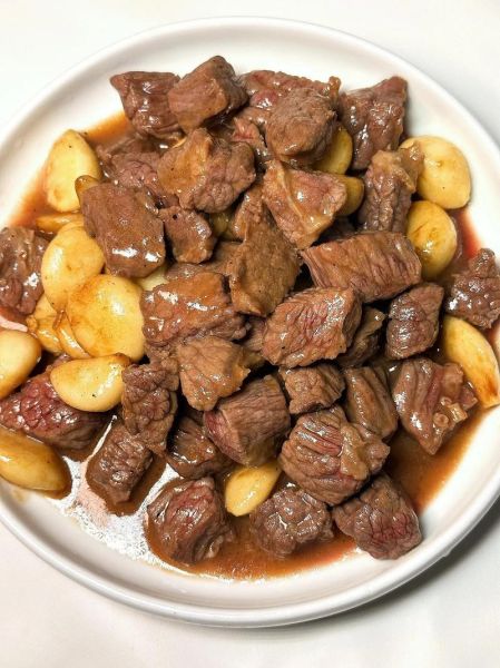 蒜苗炒牛肉怎么做_蒜苗牛肉怎么炒才嫩-第3张图片-山城妙识 蒜苗炒牛肉怎么做_蒜苗牛肉怎么炒才嫩-第3张图片-山城妙识