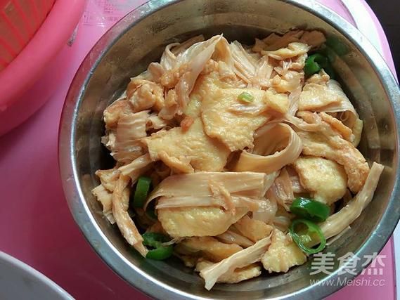 腐竹炒鸡蛋中毒是真的吗_中毒原因-第2张图片-山城妙识 腐竹炒鸡蛋中毒是真的吗_中毒原因-第2张图片-山城妙识