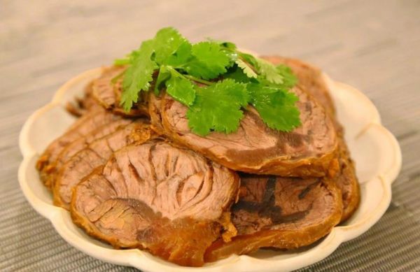 卤牛肉怎么做好吃_硬菜卤牛肉的做法-第1张图片-山城妙识 卤牛肉怎么做好吃_硬菜卤牛肉的做法-第1张图片-山城妙识