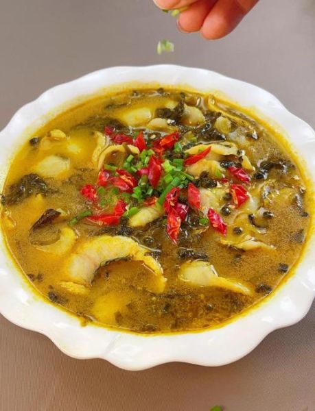 酸菜鱼用什么鱼好吃_黑鱼还是草鱼-第1张图片-山城妙识 酸菜鱼用什么鱼好吃_黑鱼还是草鱼-第1张图片-山城妙识