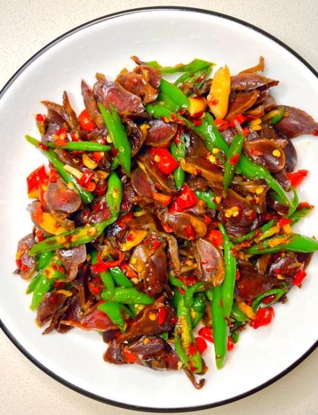 辣椒炒鸡胗怎么炒才脆_鸡胗去腥小窍门-第2张图片-山城妙识 辣椒炒鸡胗怎么炒才脆_鸡胗去腥小窍门-第2张图片-山城妙识