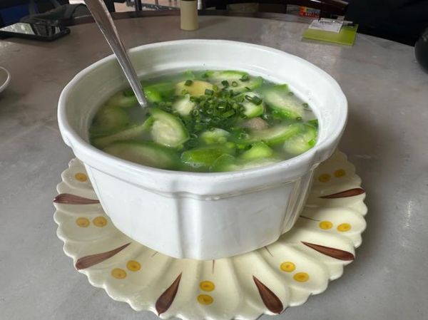 营养蔬菜粥怎么做_蔬菜粥需要焯水吗-第3张图片-山城妙识 营养蔬菜粥怎么做_蔬菜粥需要焯水吗-第3张图片-山城妙识