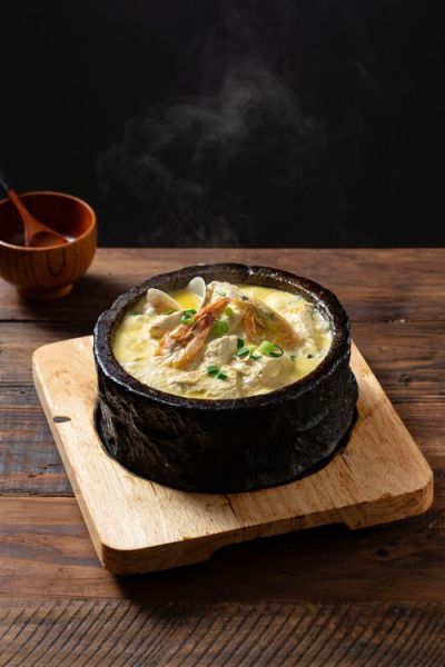 石锅豆腐怎么做_石锅豆腐热量高吗-第1张图片-山城妙识