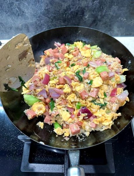 普通炒饭怎么做_家常炒饭先炒蛋还是先炒饭-第3张图片-山城妙识