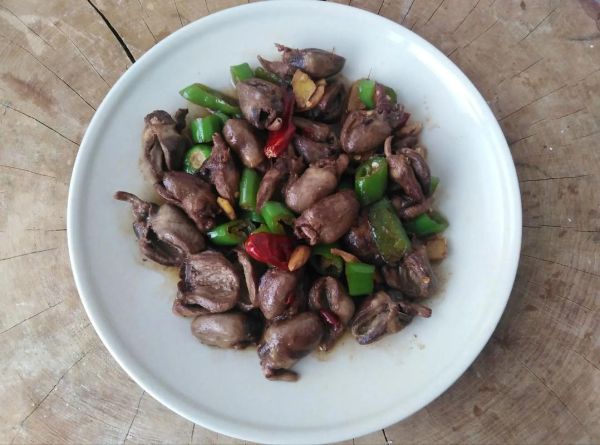 鸡心怎么炒好吃_鸡心焯水几分钟最佳-第1张图片-山城妙识