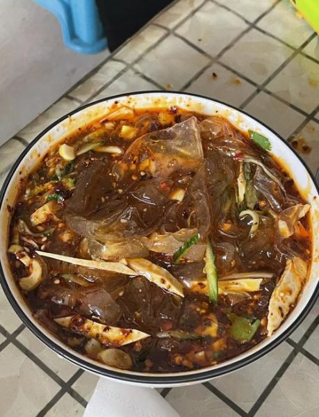 邯郸粉皮靠肉怎么做_正宗做法窍门-第2张图片-山城妙识 邯郸粉皮靠肉怎么做_正宗做法窍门-第2张图片-山城妙识