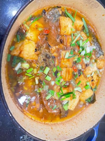 泥鳅钻豆腐怎么做_泥鳅豆腐汤的家常做法-第1张图片-山城妙识