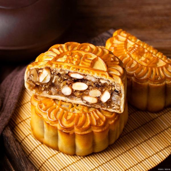 中秋节吃什么_传统美食有哪些-第1张图片-山城妙识