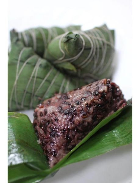 红豆沙粽子怎么做_红豆沙粽子热量高吗-第1张图片-山城妙识