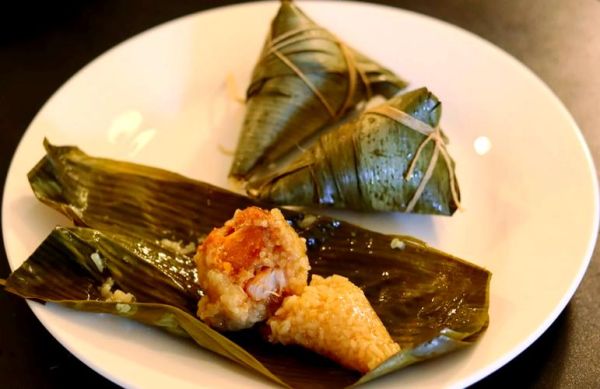 红豆沙粽子怎么做_红豆沙粽子热量高吗-第3张图片-山城妙识