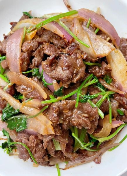 洋葱炒肥牛怎么做_洋葱炒肥牛需要焯水吗-第2张图片-山城妙识