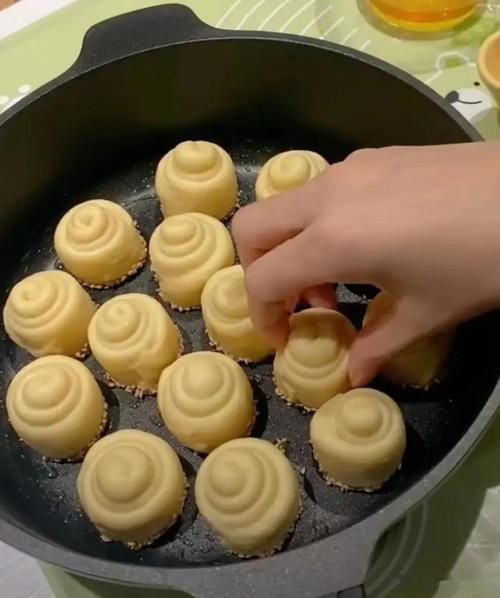 压力锅做面包的家常做法_没有烤箱也能松软拉丝-第3张图片-山城妙识 压力锅做面包的家常做法_没有烤箱也能松软拉丝-第3张图片-山城妙识