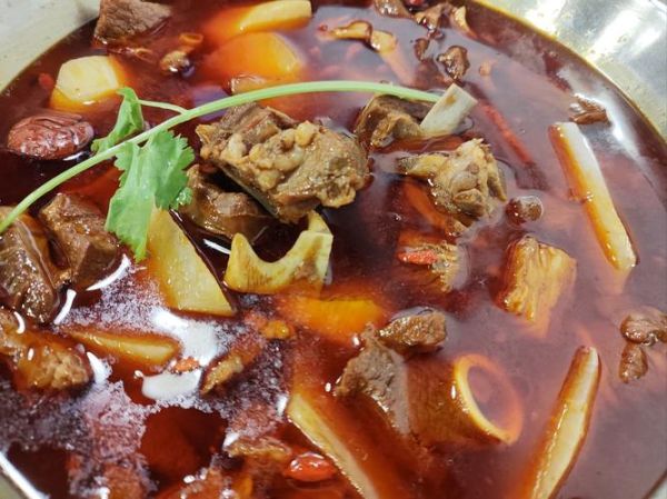 秘制红焖羊肉怎么做_红焖羊肉的正宗做法-第3张图片-山城妙识