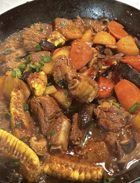 清炖排骨需要放什么料_清炖排骨怎么做好吃又嫩-第1张图片-山城妙识