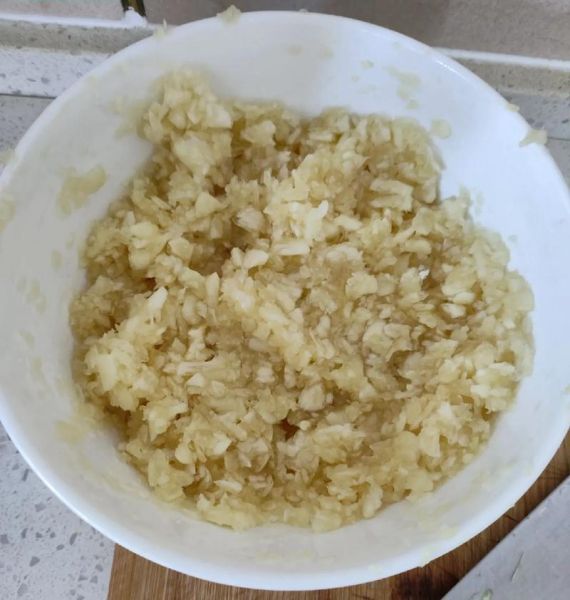 蒜泥茄子怎么腌制_蒜泥茄子腌制窍门-第3张图片-山城妙识