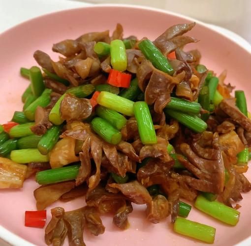 爆炒鸭胗怎么炒又嫩好吃_鸭胗去腥嫩滑的秘诀-第2张图片-山城妙识 爆炒鸭胗怎么炒又嫩好吃_鸭胗去腥嫩滑的秘诀-第2张图片-山城妙识