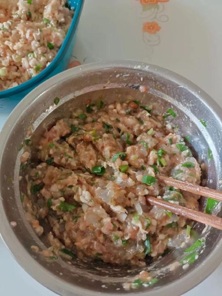 虾肉馄饨馅怎么做好吃_虾肉馄饨馅配方-第1张图片-山城妙识