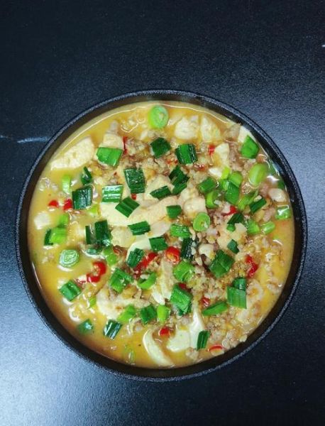 嫩豆腐怎么做好吃_嫩豆腐的家常做法视频-第1张图片-山城妙识