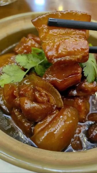 蕨麻猪肉多少钱一斤_蕨麻猪肉的做法大全-第2张图片-山城妙识