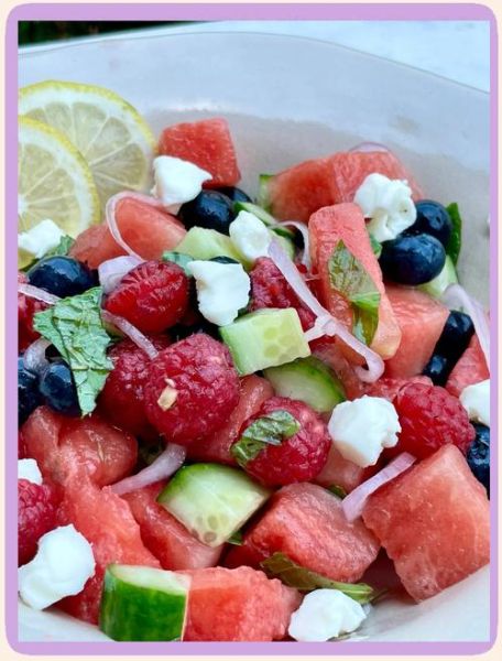 草莓沙拉怎么做_草莓沙拉的做法大全-第1张图片-山城妙识