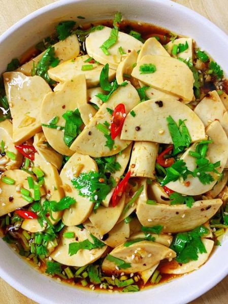 凉拌素鸡怎么做_凉拌素鸡热量高吗-第1张图片-山城妙识 凉拌素鸡怎么做_凉拌素鸡热量高吗-第1张图片-山城妙识