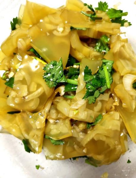 猪皮冻子怎么做才好吃_猪皮冻子怎么去除腥味-第1张图片-山城妙识