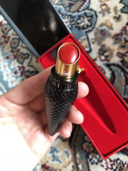 萝卜丁口红是什么牌子_Christian Louboutin口红多少钱-第2张图片-山城妙识 萝卜丁口红是什么牌子_Christian Louboutin口红多少钱-第2张图片-山城妙识