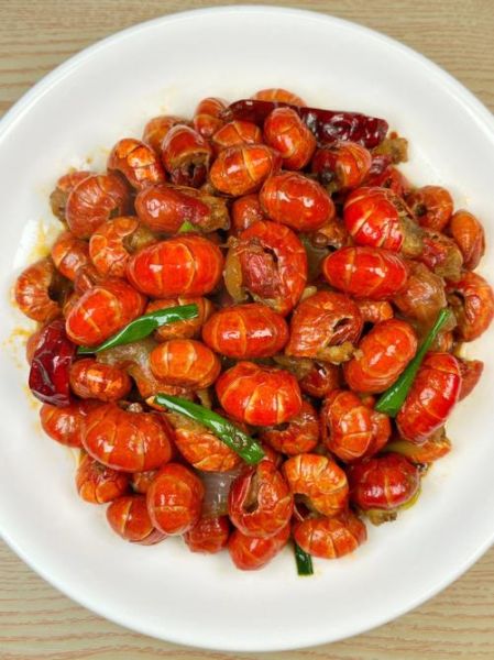 麻辣龙虾尾怎么做_麻辣龙虾尾需要焯水吗-第2张图片-山城妙识